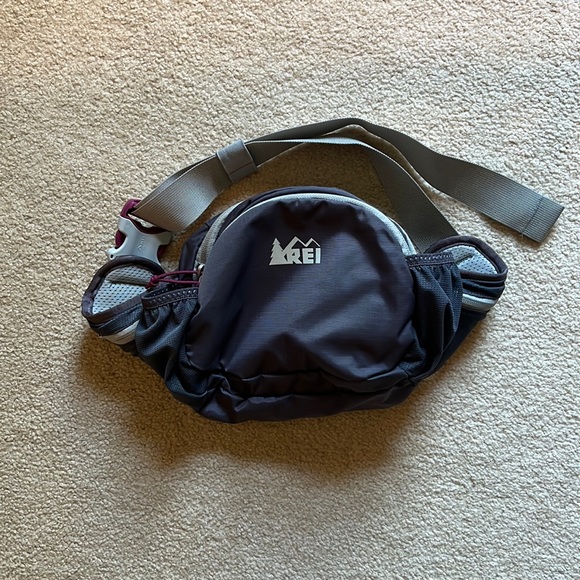 REI | Accessories | Rei Large Fanny Pack Hip Belt New | Poshmark